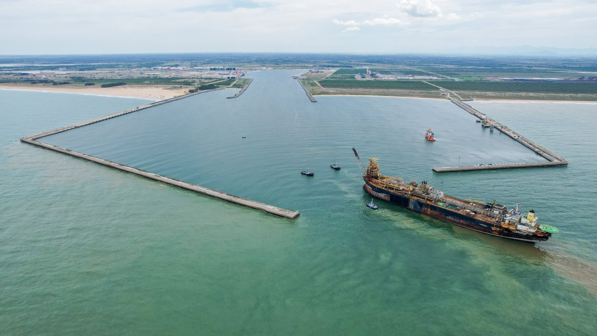 Porto do Açu inicia Pré-Desmantelamento da Unidade Flutuante de ...